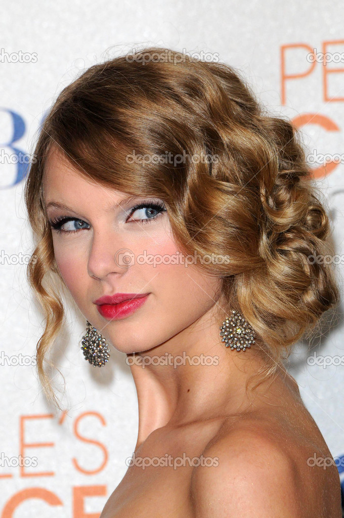 Taylor Swift – Stock Editorial Photo © s_bukley #15198267