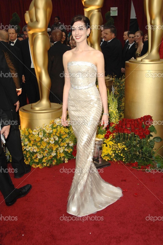 Anne Hathaway – Stock Editorial Photo © s_bukley #15219915