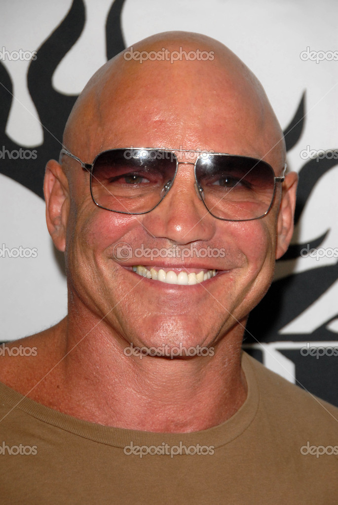 Patrick Kilpatrick at a concert performance by Zen Rizing. El Rey ...