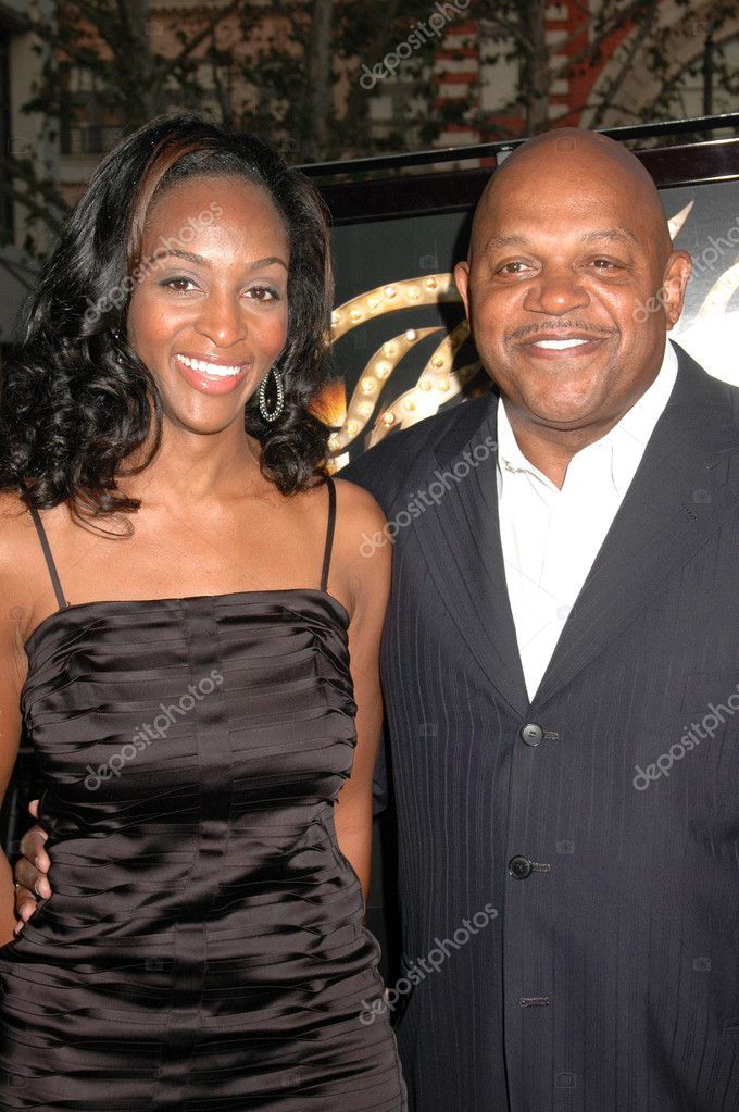 Charles Dutton Wife