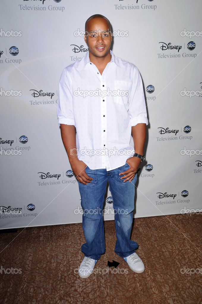 Donald Faison Abs