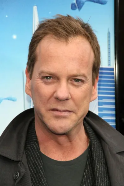 Kiefer Sutherland Eye Color