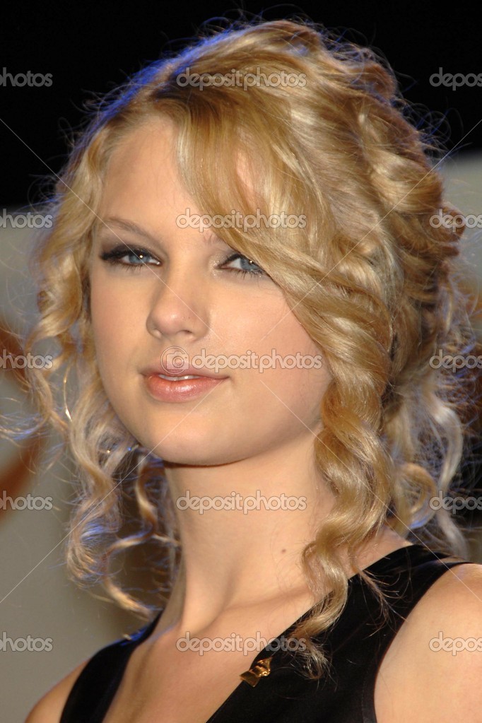 Taylor Swift — Stock Editorial Photo © s_bukley #15902989