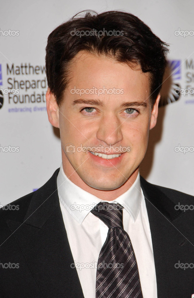 T.R. Knight – Stock Editorial Photo © s_bukley #15929229