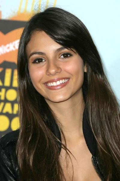 Victoria Justice Photoshoot Teen Vogue