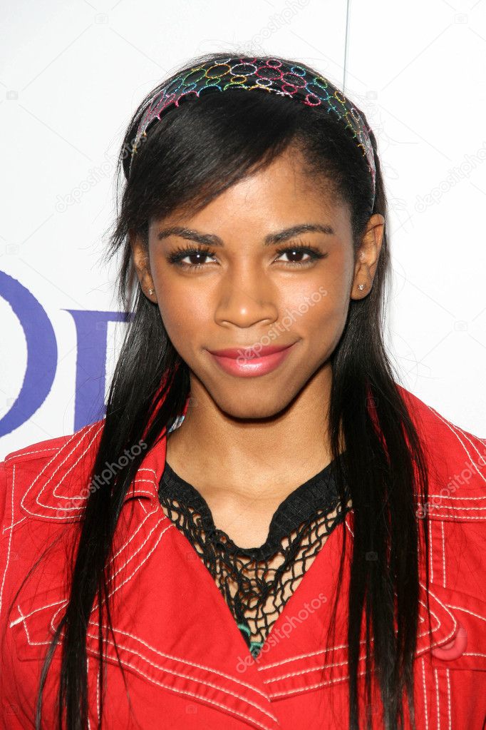 Shanica Knowles – Stock Editorial Photo © s_bukley #16000719