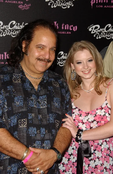 Sunny Lane – Stock Editorial Photo © s_bukley #15967963