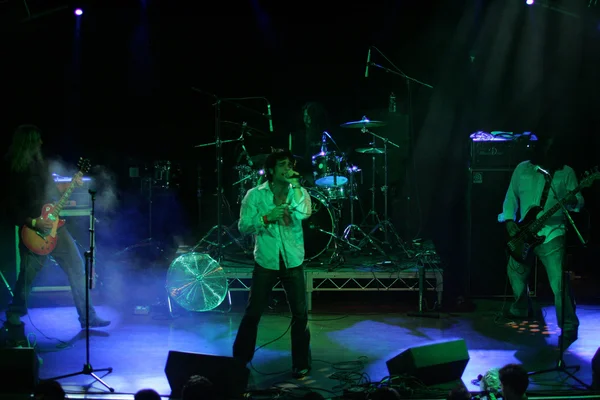 Rock band performing Stock Photos, Royalty Free Rock band performing ...