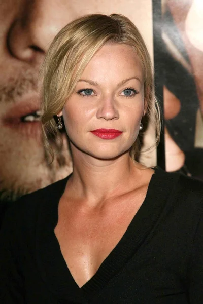 Actress Samantha Mathis – Stock Editorial Photo © PopularImages #128513580
