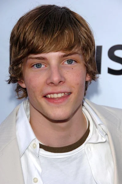 Max Thieriot Teeth