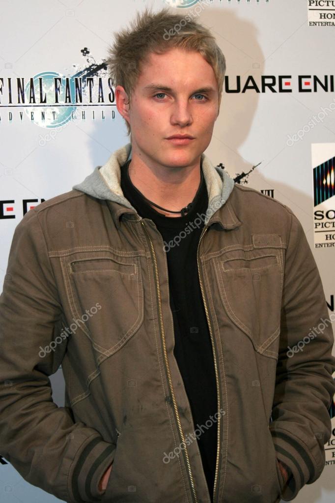 Toby Hemingway