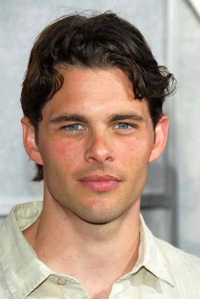 James marsden young Stockfotografier, royaltyfria James marsden young ...