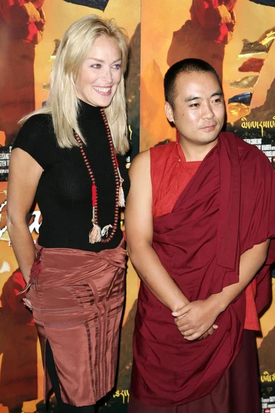 Neten chokling Stock Photos, Royalty Free Neten chokling Images ...