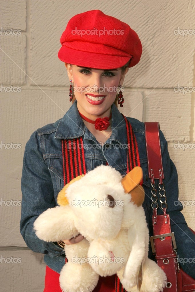 Kat Kramer at the premiere of Hoodwinked to benefit the Stuart House ...