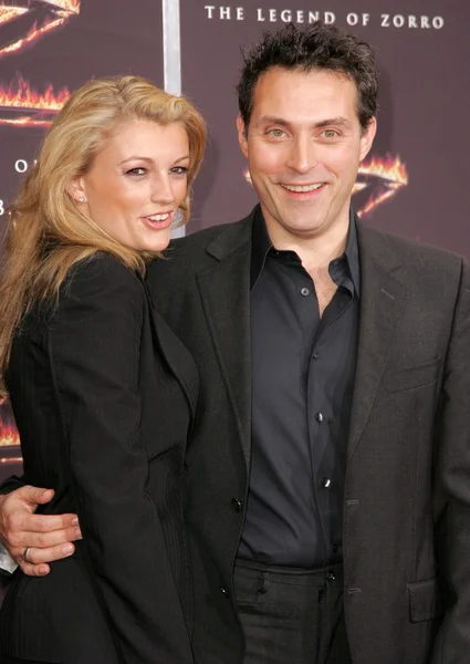 Rufus Sewell and wife Amy – Stock Editorial Photo © s_bukley #17327147
