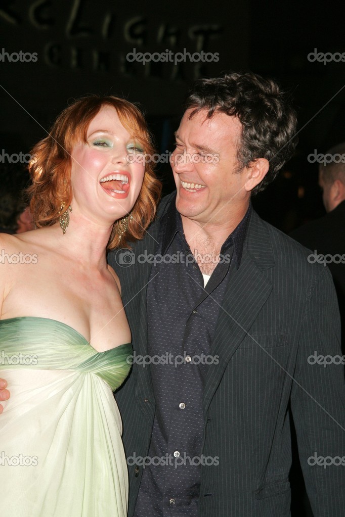 Timothy Hutton Wife