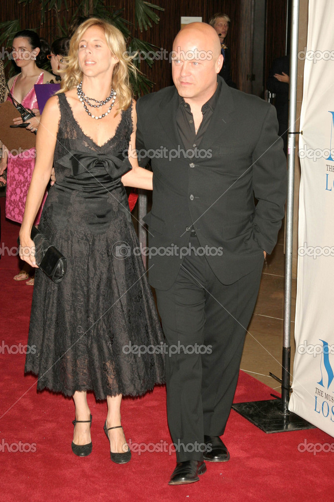 Michelle Moran and Michael Chiklis — Stock Editorial Photo © s_bukley ...