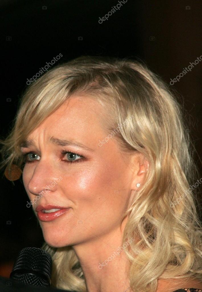 Kari Matchett — Stock Editorial Photo © s_bukley #16571585