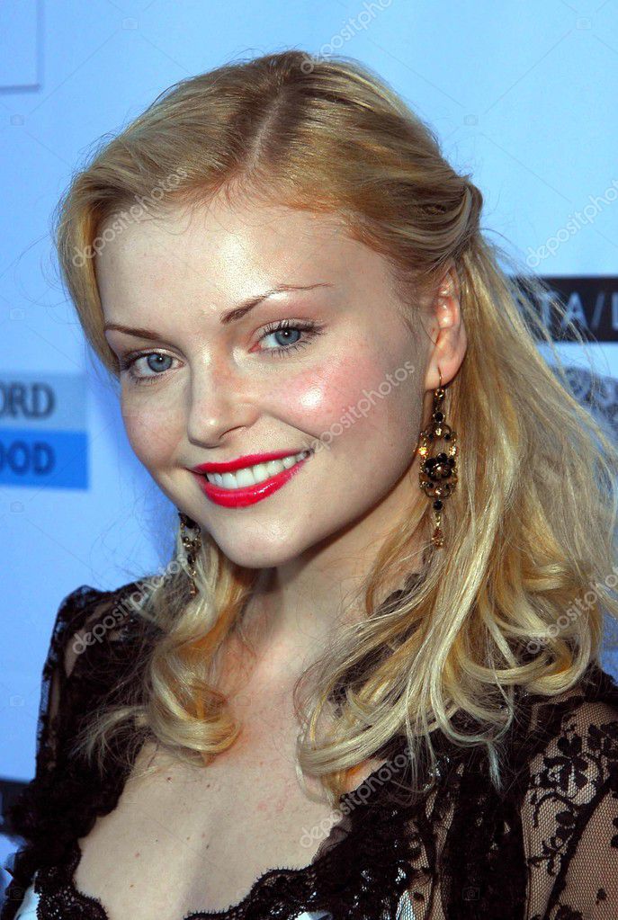 Izabella Miko – Stock Editorial Photo © s_bukley #16572967