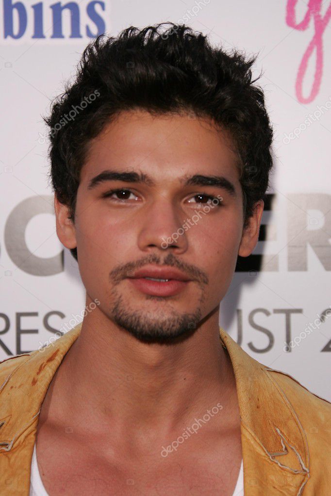 Steven Strait En Taylor Lautner