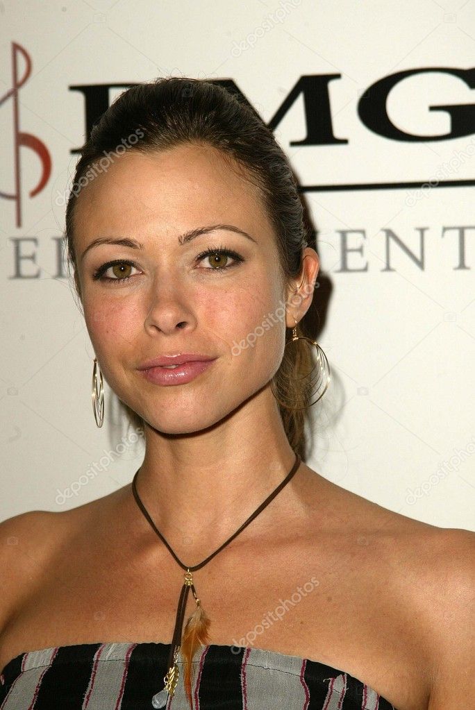 Jennifer Skye Wallpaper Jennifer Sky