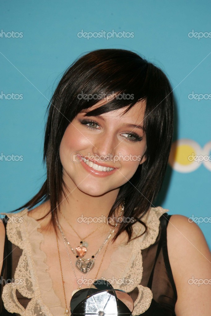 Ashlee Simpson 2004