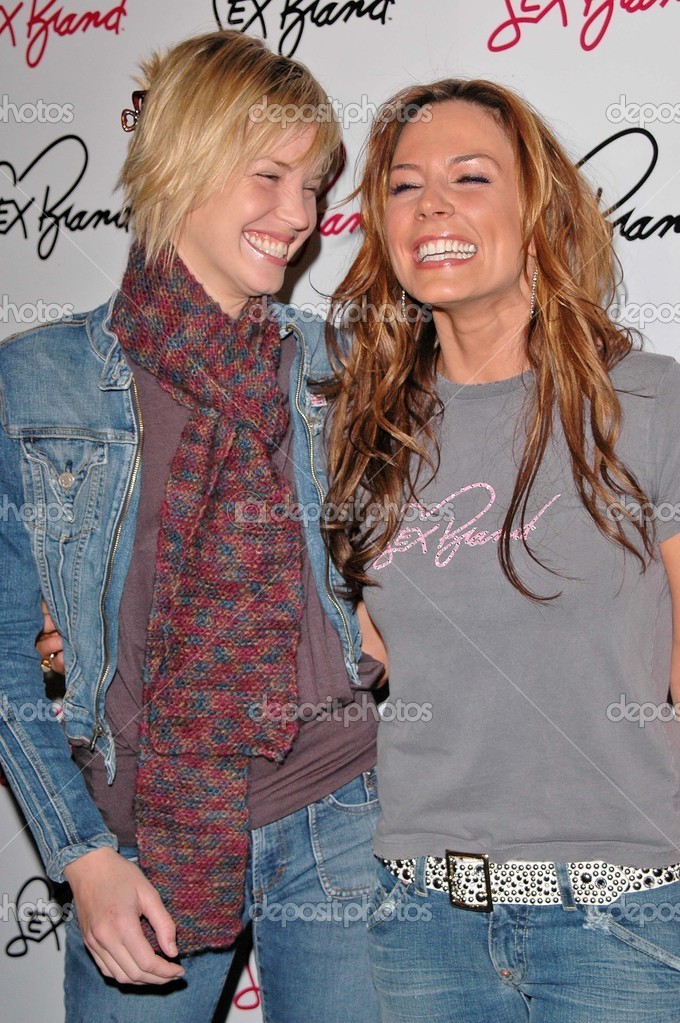 Ashley Scott Boyfriend