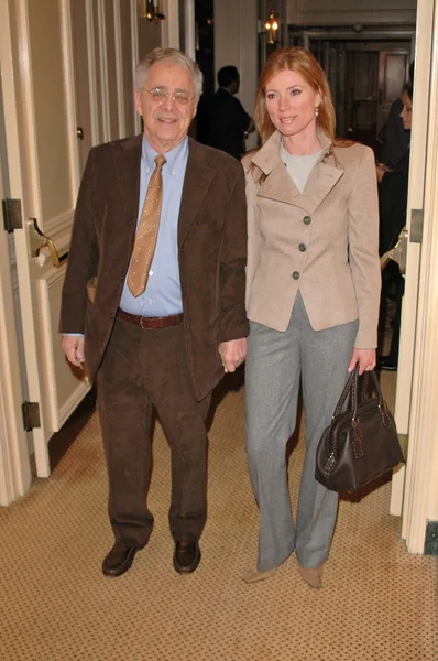 Chuck Barris y su esposa Mary 2024