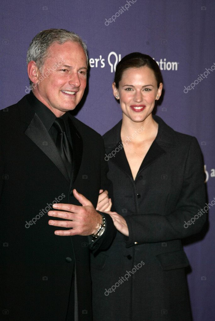 Jennifer Garner And Victor Garber Victor Garber Has Met Jennifer