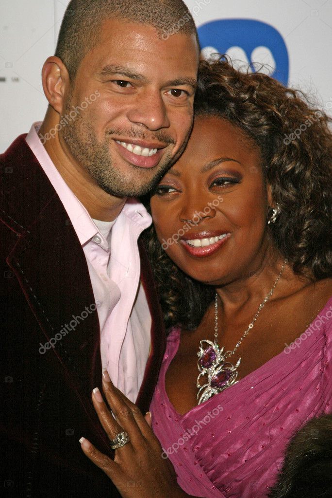 Julia Verdon's Instagram, Twitter & Facebook on IDCrawl