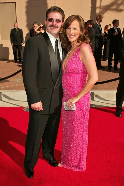 Marlee Matlin & Husband Kevin Grandalski , with children – Stock ...