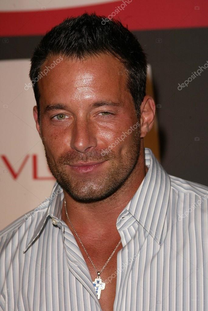 Johnny Messner