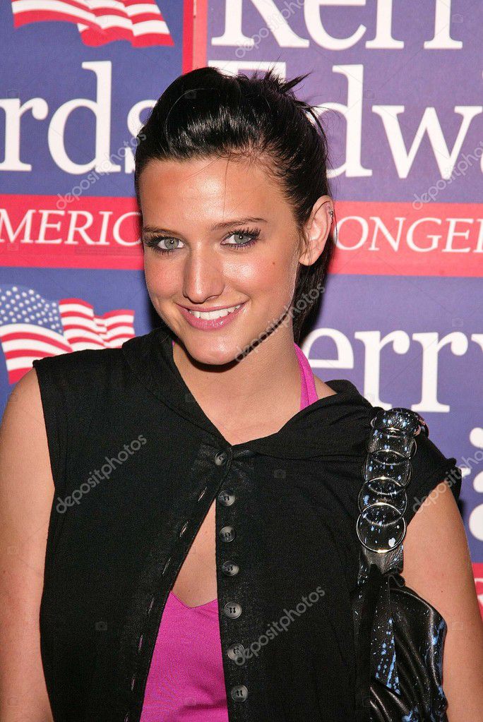 Ashlee Simpson 2000