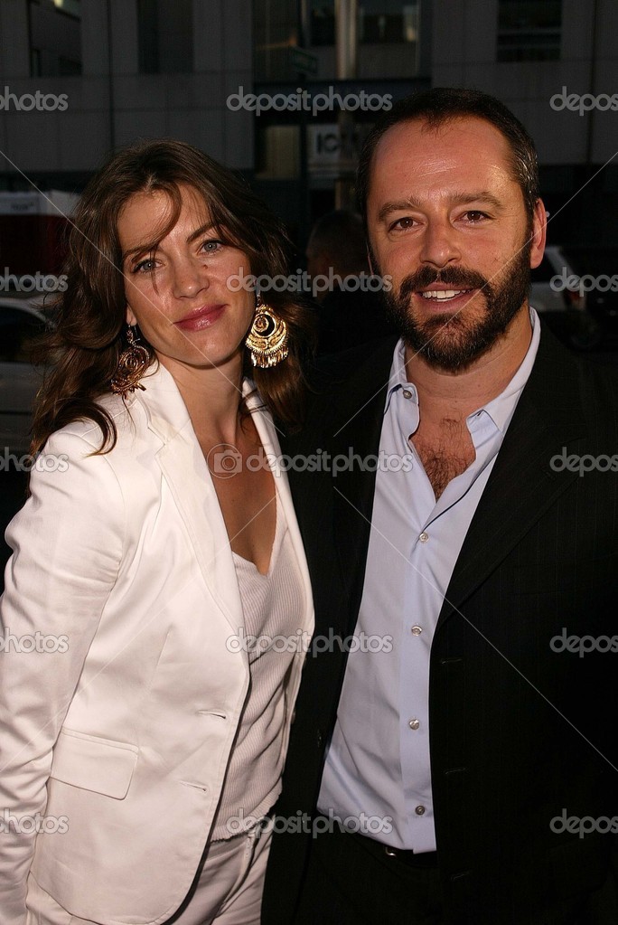 Gil Bellows Family