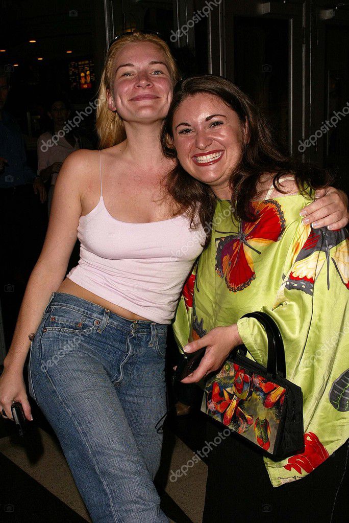 Kym Jackson and Daniela Cretu — Stock Editorial Photo © s_bukley #17255377