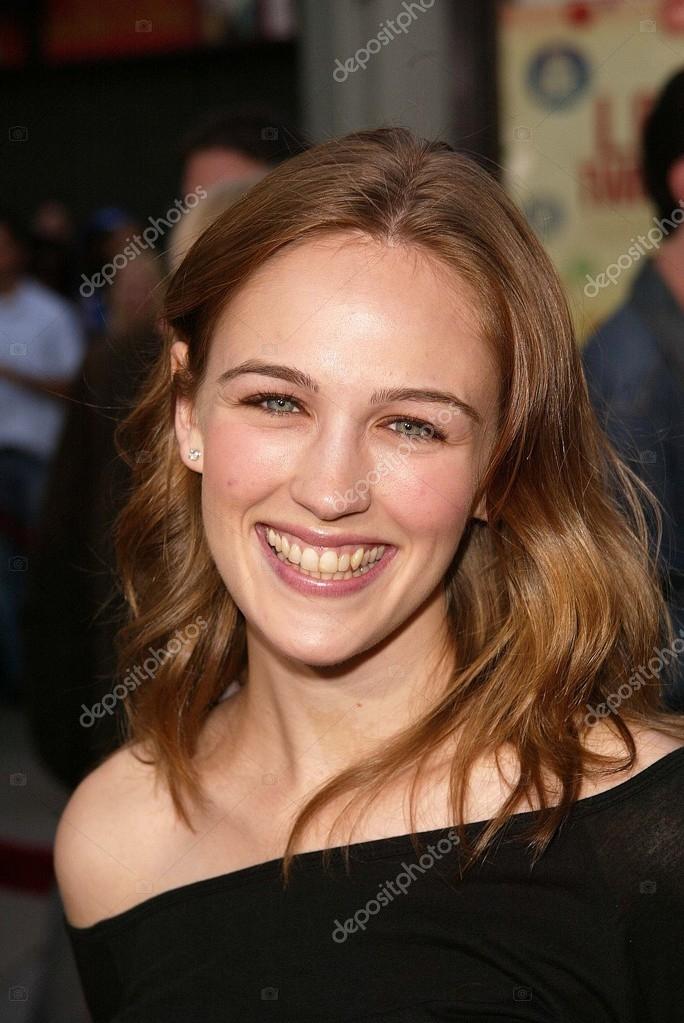 Sarah Thompson – Stock Editorial Photo © s_bukley #17257309