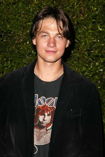 Gregory Smith And Candice Accola