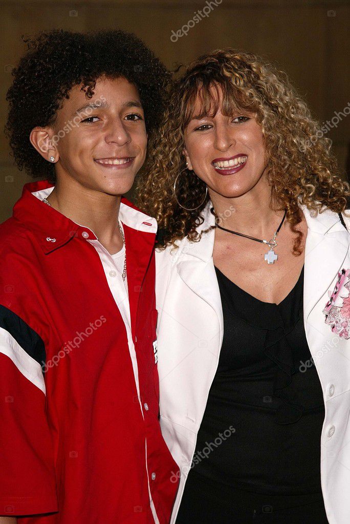 Khleo Thomas And Family