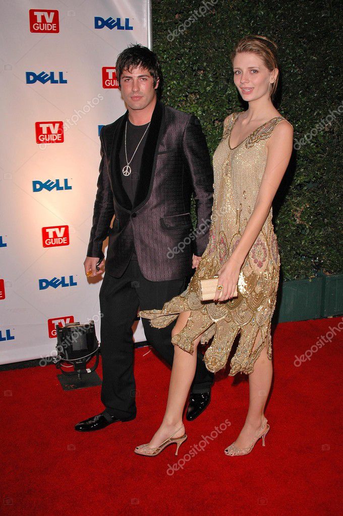 Mischa Barton Brandon Davis