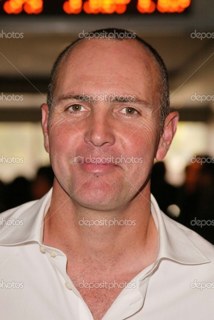 Arnold Vosloo's Instagram, Twitter & Facebook on IDCrawl