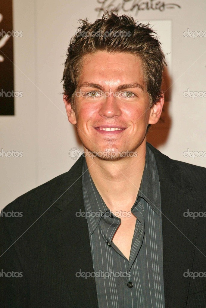 Steve Howie – Stock Editorial Photo © s_bukley #17319411