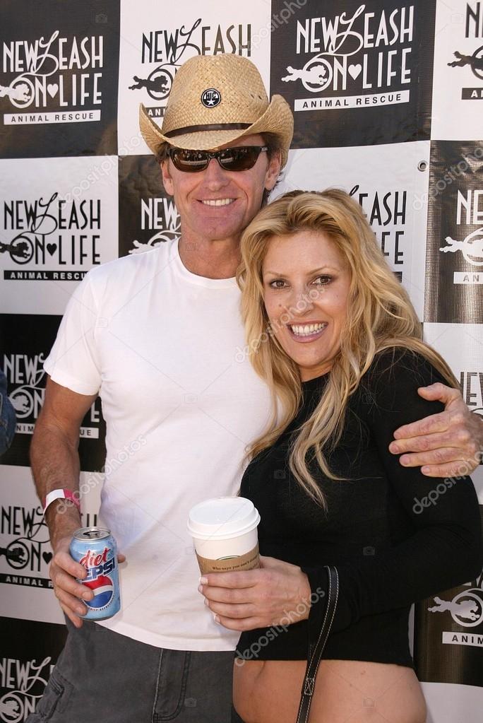 Jere Burns Y Jillian Barberie 2024