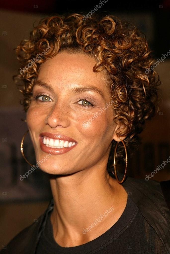 Nicole Murphy Curly Hair