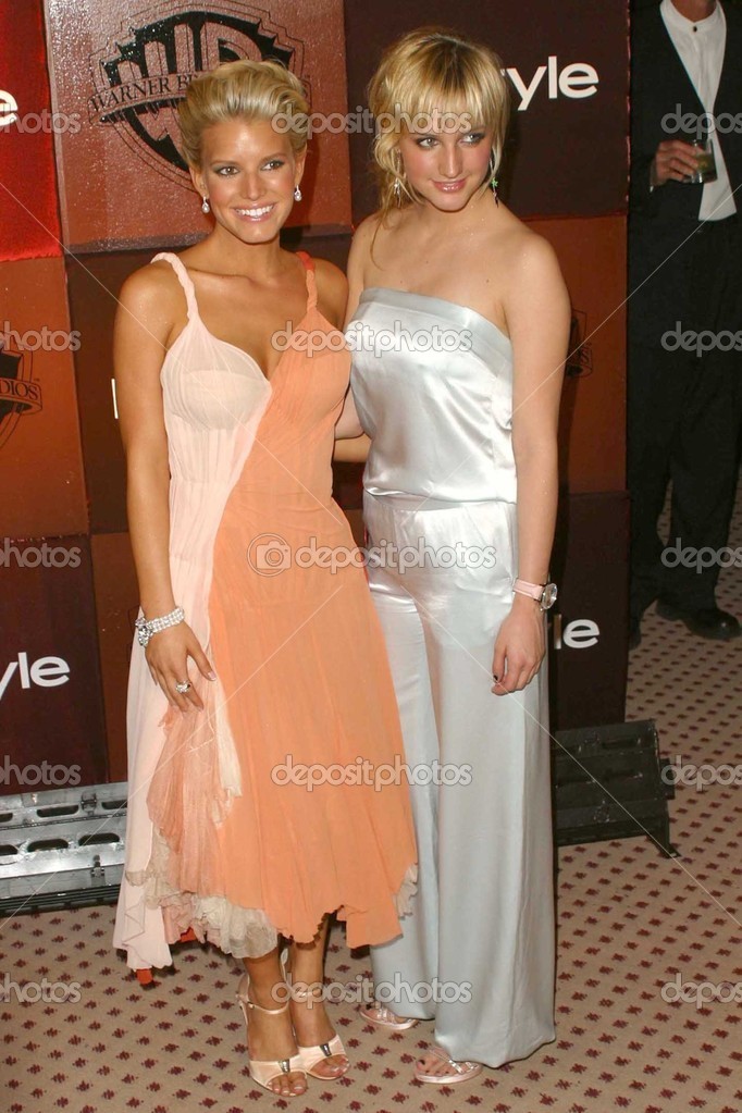 Jessica Simpson and Ashlee Simpson – Stock Editorial Photo © s_bukley ...
