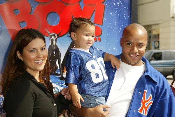 Donald Faison & Family – Stock Editorial Photo © Jean_Nelson #12977076