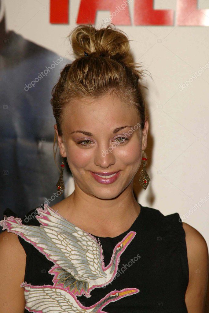 Kaley Cuoco — Stock Editorial Photo © s_bukley #17521525