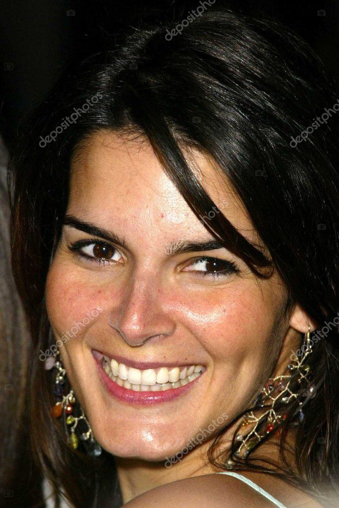 Angie Simms's Instagram, Twitter & Facebook on IDCrawl