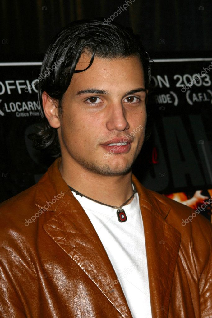 Roberto Urbin — Stock Editorial Photo © s_bukley #17532051