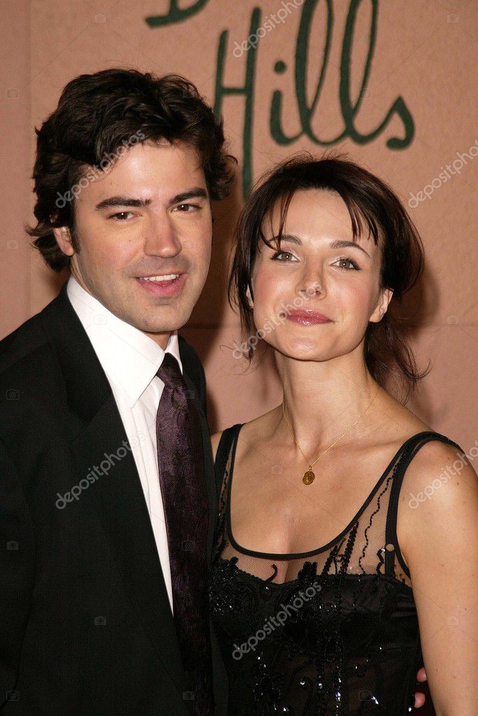 Ron Livingston and Lisa Sheridan – Stock Editorial Photo © s_bukley ...
