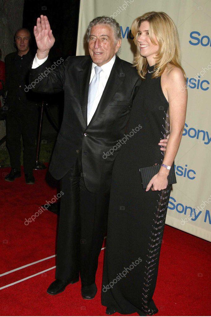 Tony Bennett and Susan Crow – Stock Editorial Photo © s_bukley #17574891